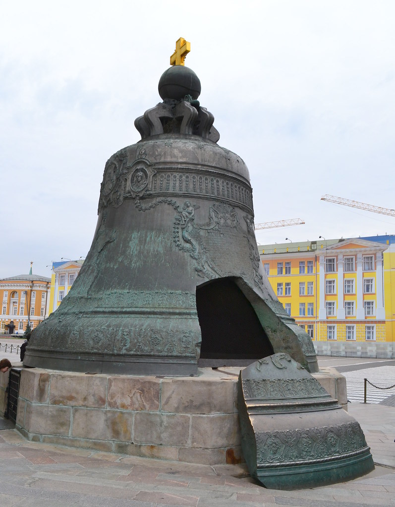 Co jste netušili o zvonech a zvoncích? Ten největší na světě leží pod ...