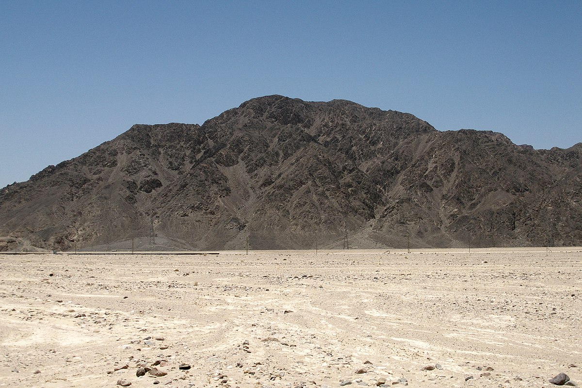 Záhada posvátné lokality: Leží biblická hora Sinaj v Saudské Arábii ...